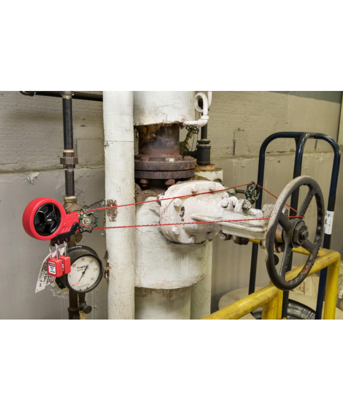 Masterlock RETRACTABLE CABLE LOCKOUT DEVICES